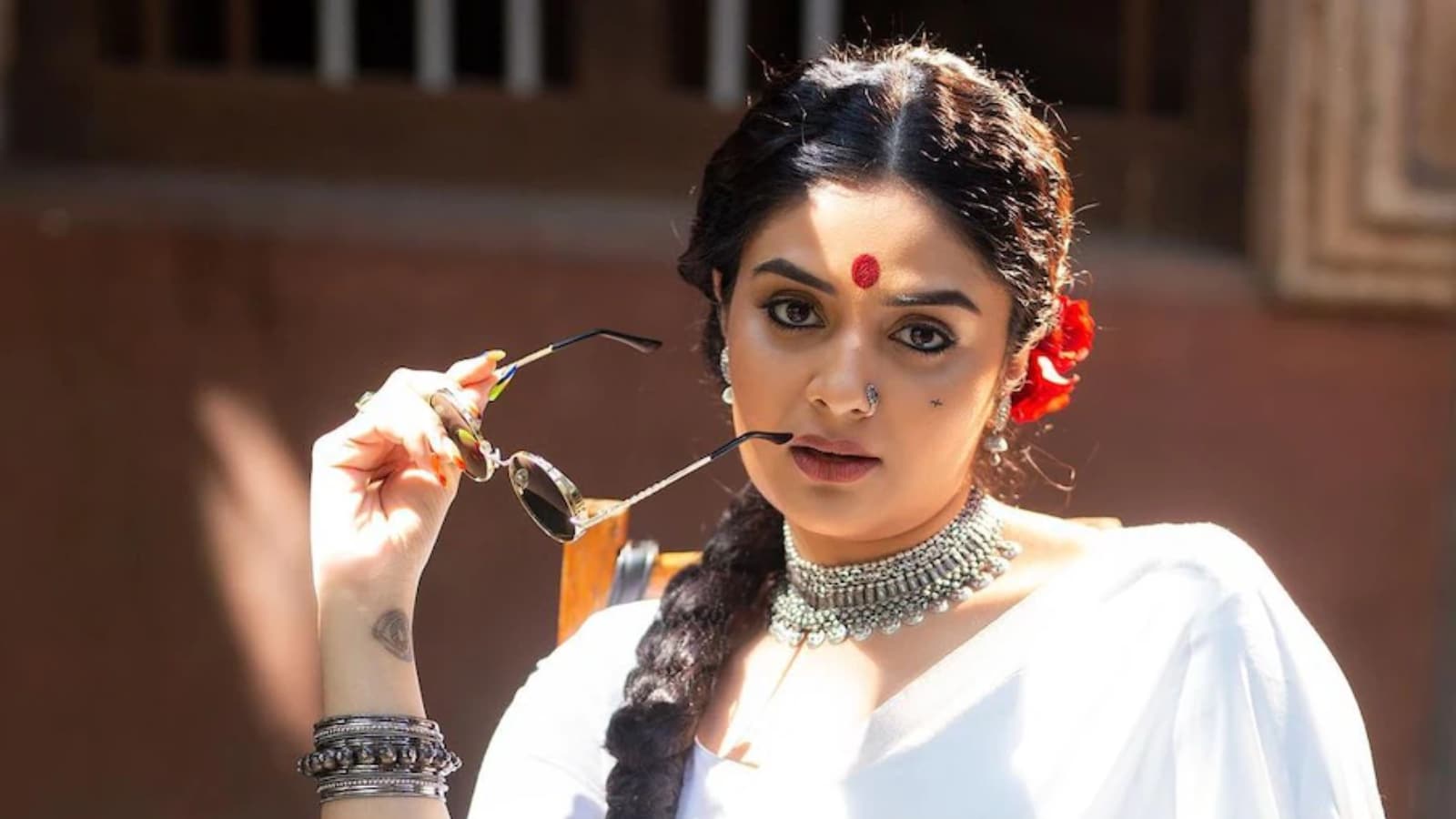 Sreemukhi's Breathtaking Recreation Of Gangubai Kathiawadi Has The ...