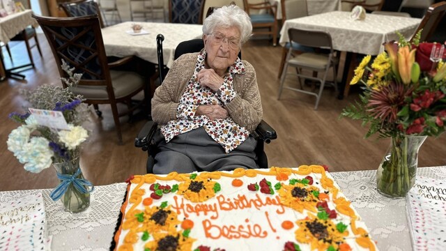 Bessie Hendricks, The Oldest Person In The US, Celebrates Her 115th ...