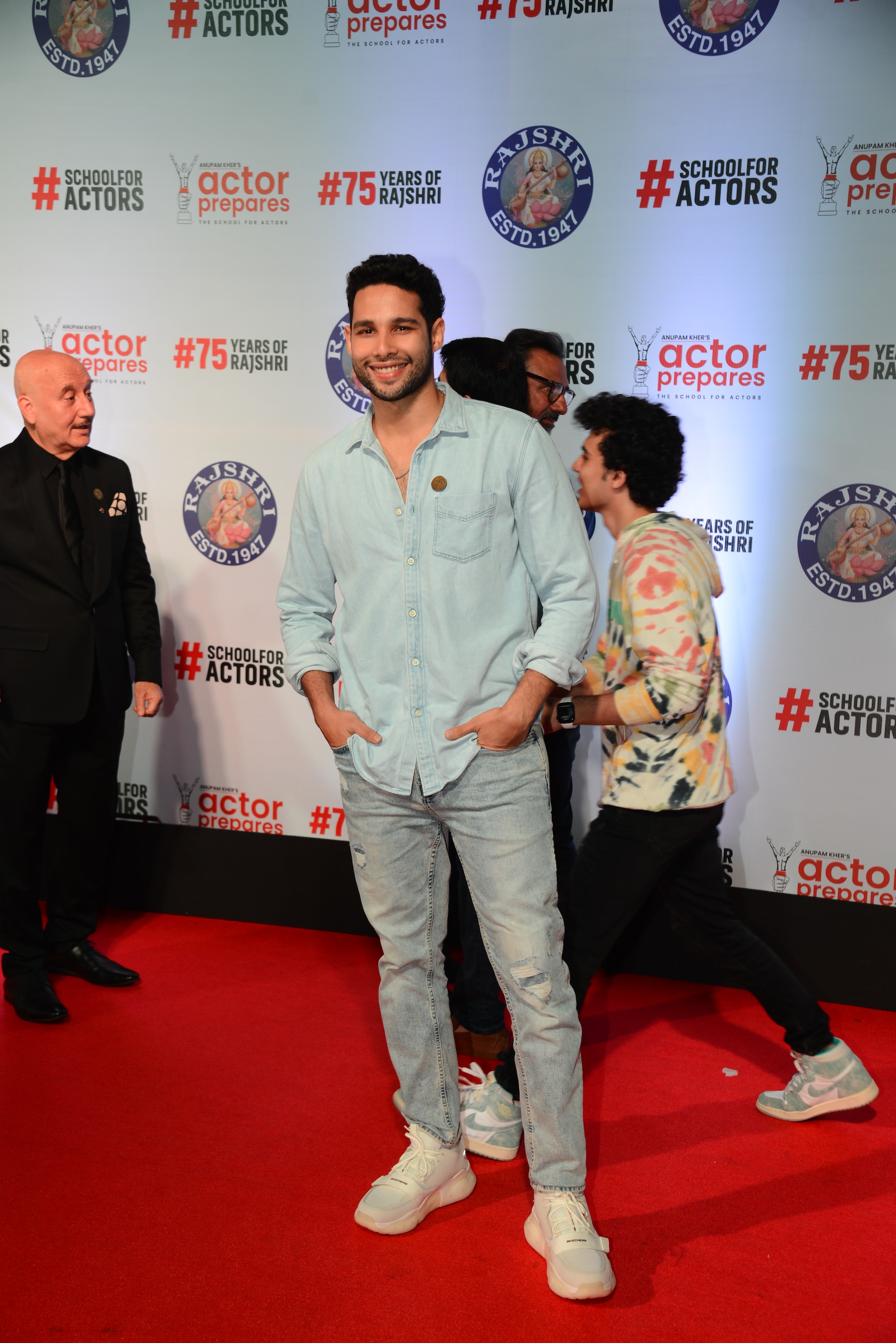 Uunchai Premiere: Salman Khan, Rani Mukerji, Kajol, Jaya Bachchan ...