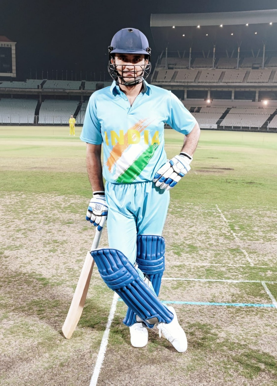 Sourav Ganguly Returns to Eden Gardens Donning His Iconic Team India ...