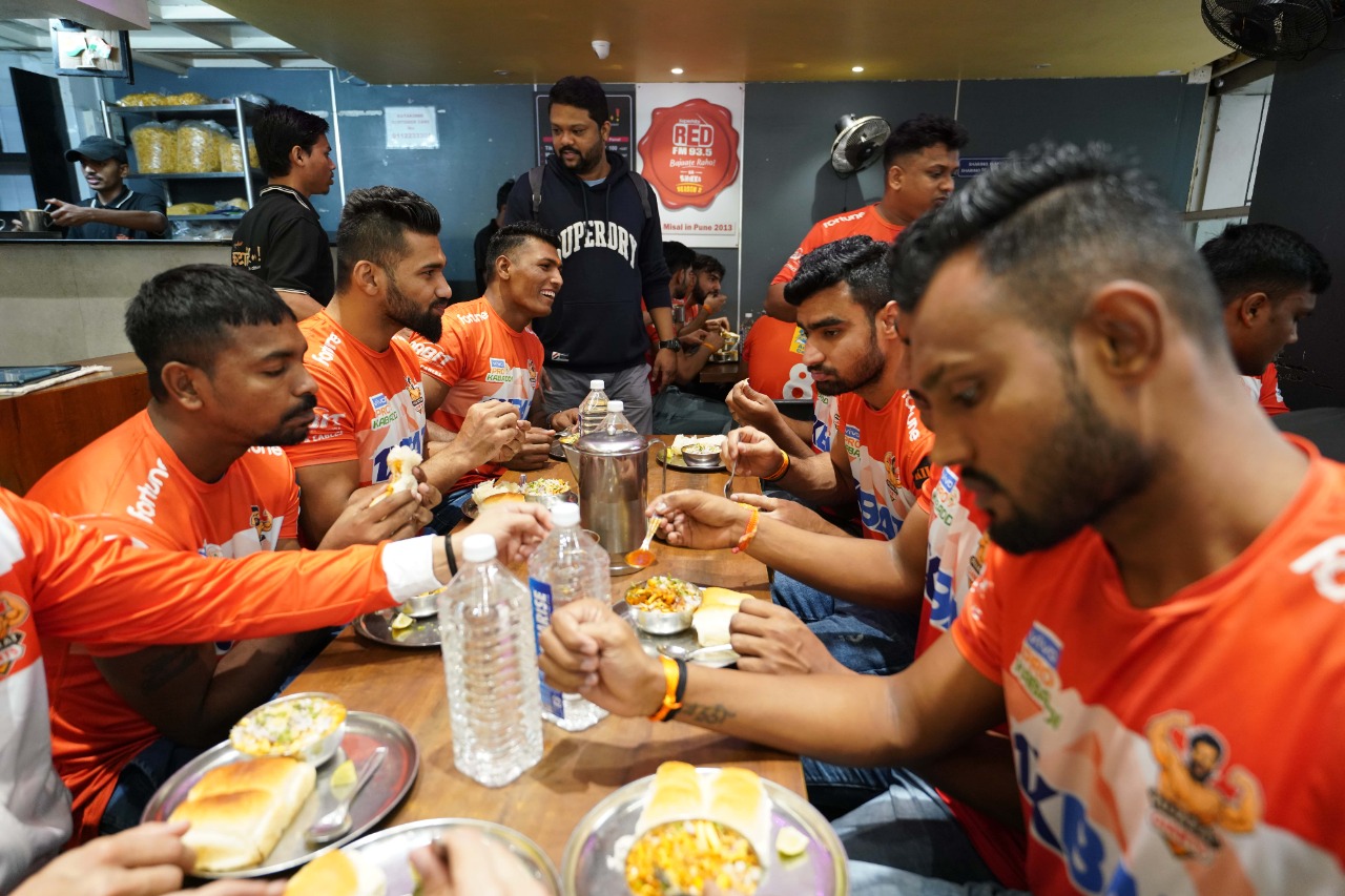 Pro Kabaddi League Team Gujarat Giants' Day Out in Pune