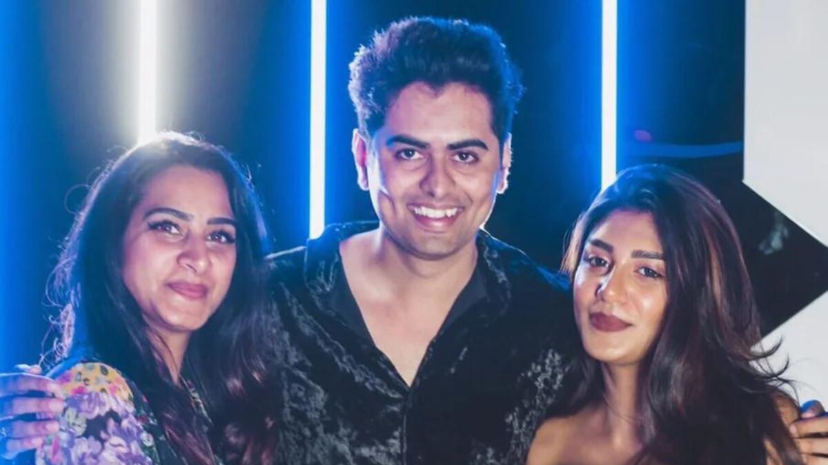 Surekhavani, Daughter Supritha Pose With Bigg Boss Telugu 5 Fame ...