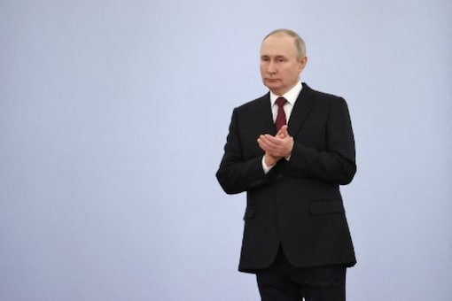 Vladimir Putin Isolated In Bunker As Serious Flu Outbreak Hits