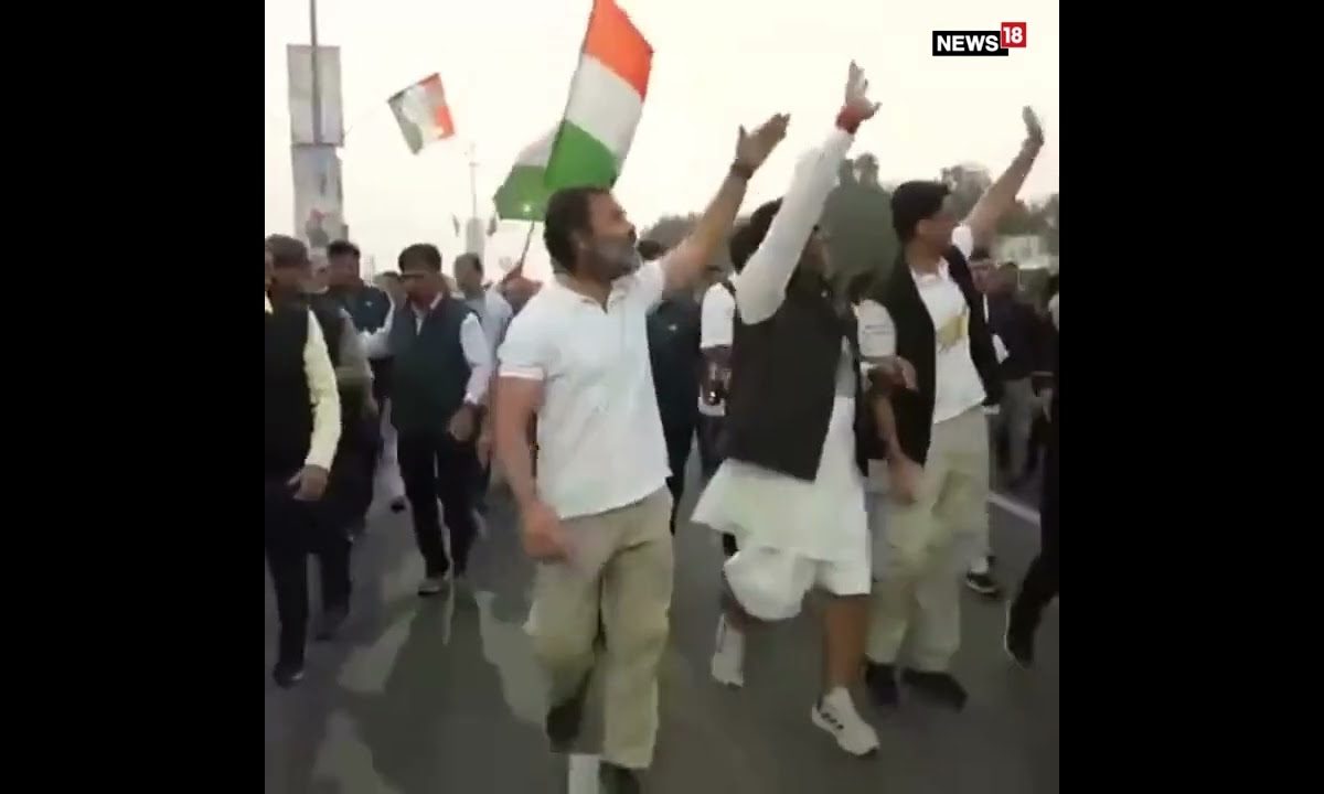 Rahul Gandhi Blows Kisses As Bharat Jodo Yatra Passes BJP's Jhalawar ...