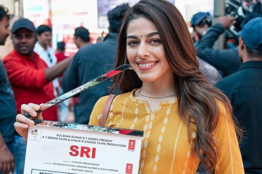 After Kartik Aaryan's Freddy, Alaya F Begins Shooting for Srikanth ...