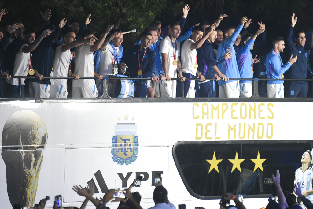 In Pictures: Lionel Messi & Co Celebrate FIFA World Cup Triumph With ...