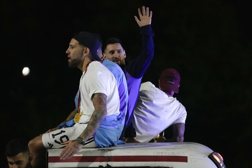 In Pictures: Lionel Messi & Co Celebrate FIFA World Cup Triumph With ...