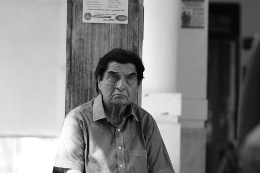 Happy Birthday Asrani: 5 All-Time Best Movies of the Veteran Comedian ...