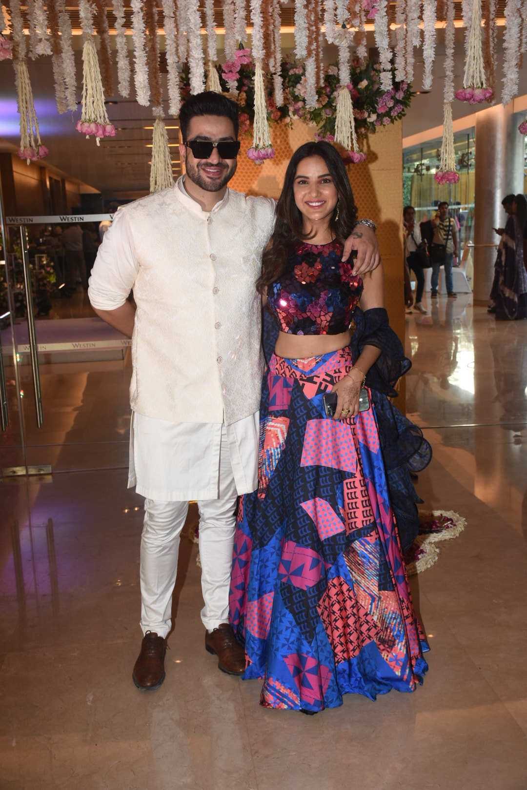 Janhvi Kapoor, Bhumi Pednekar, Katrina Kaif, Vicky Kaushal, Varun ...