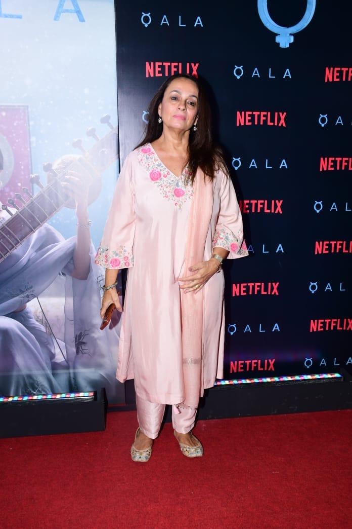 Janhvi Kapoor, Malaika Arora, Vicky Kaushal, Neha Sharma, Tripti Dimri ...