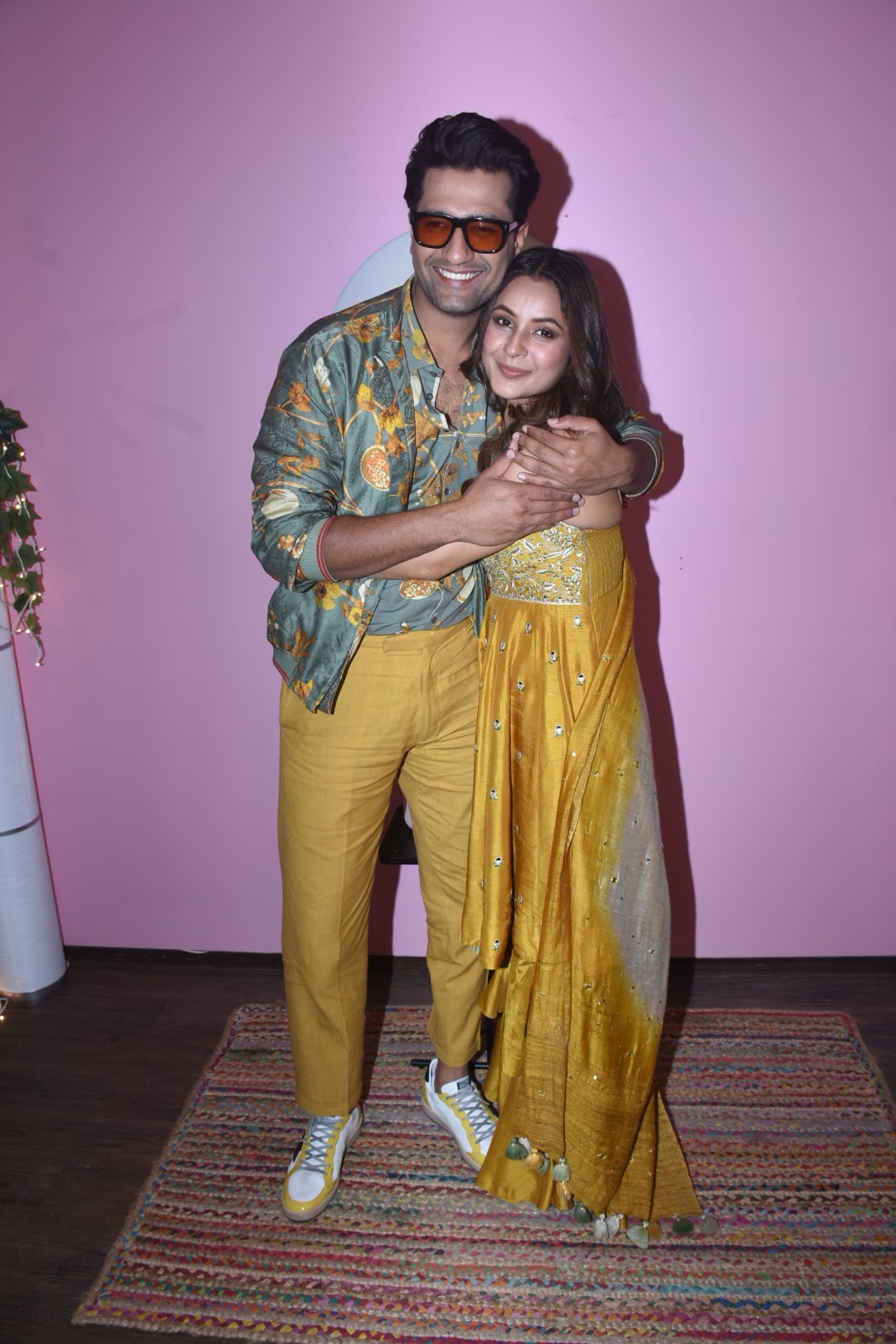 Janhvi Kapoor, Malaika Arora, Vicky Kaushal, Neha Sharma, Tripti Dimri ...