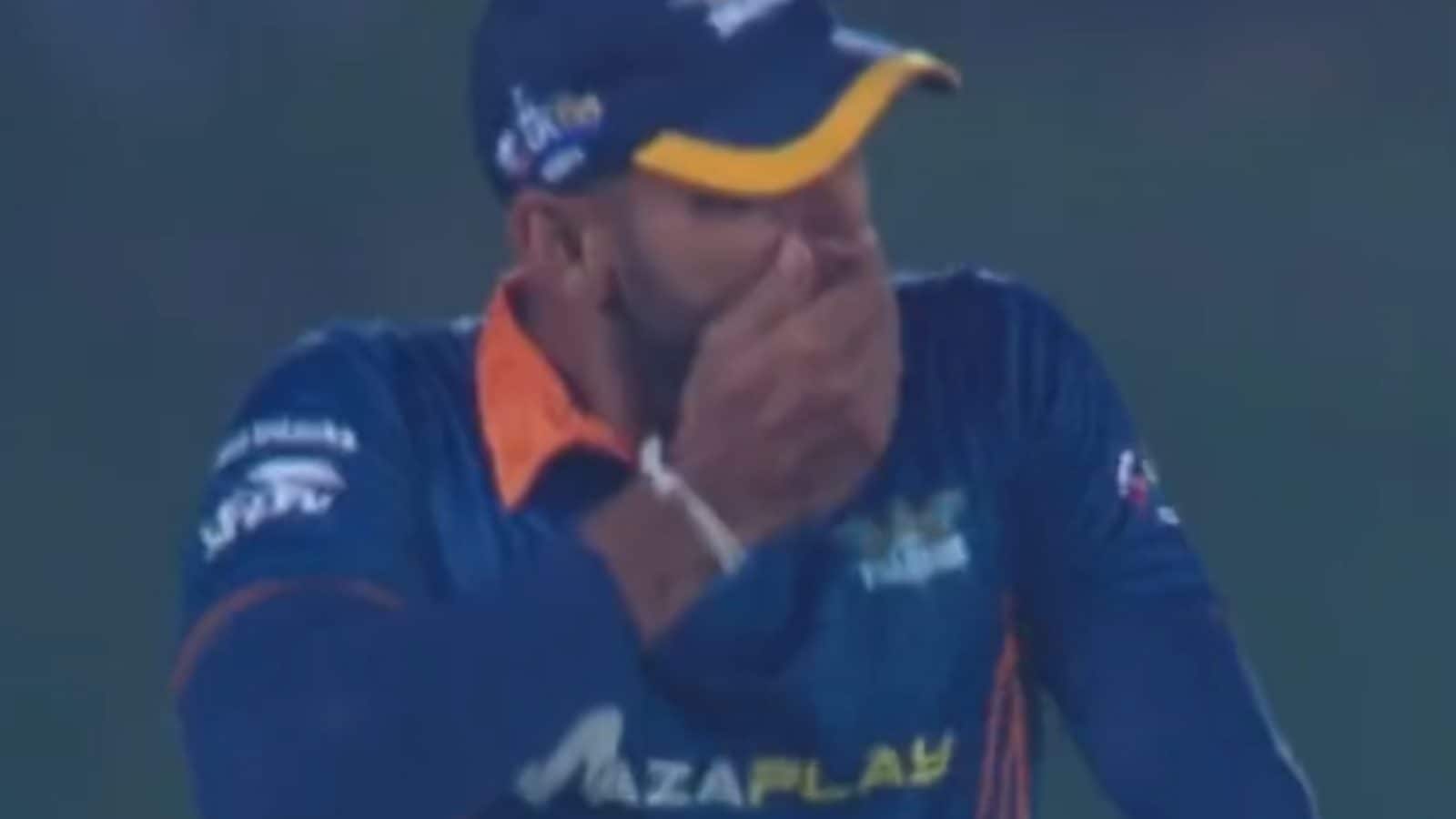 Watch: Sri Lanka Cricketer Chamika Karunaratne Loses Teeth While Taking ...