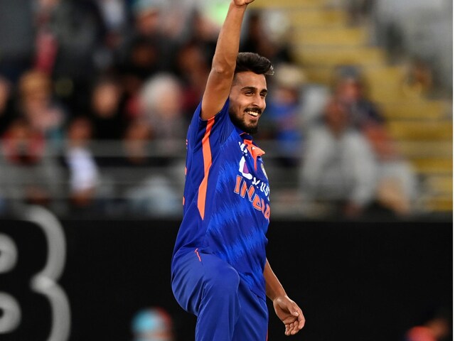 'I Have Seen Umran Malik Bowl 20 Overs With Rapid Pace': Ashish Nehra ...