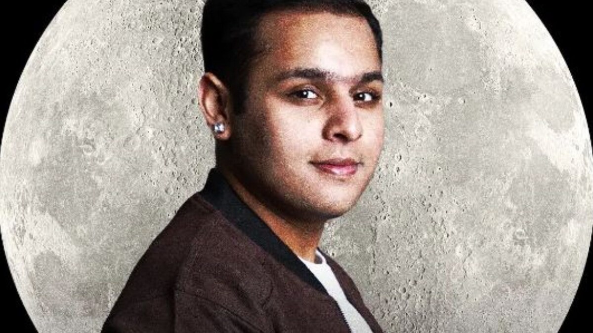 Who Is Dev Joshi The Only Indian In Crew To Fly Around Moon News18