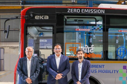 EKA Mobility Unveils India's First Electric Bus with Level 2 ADAS Tech, Details Here - News18