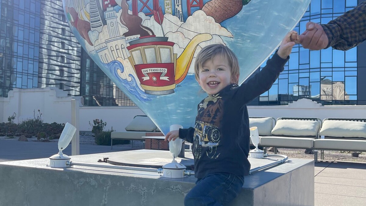 Elon Musk's 2-year-old Son X Æ a-Xii Has His Own Twitter Badge ...