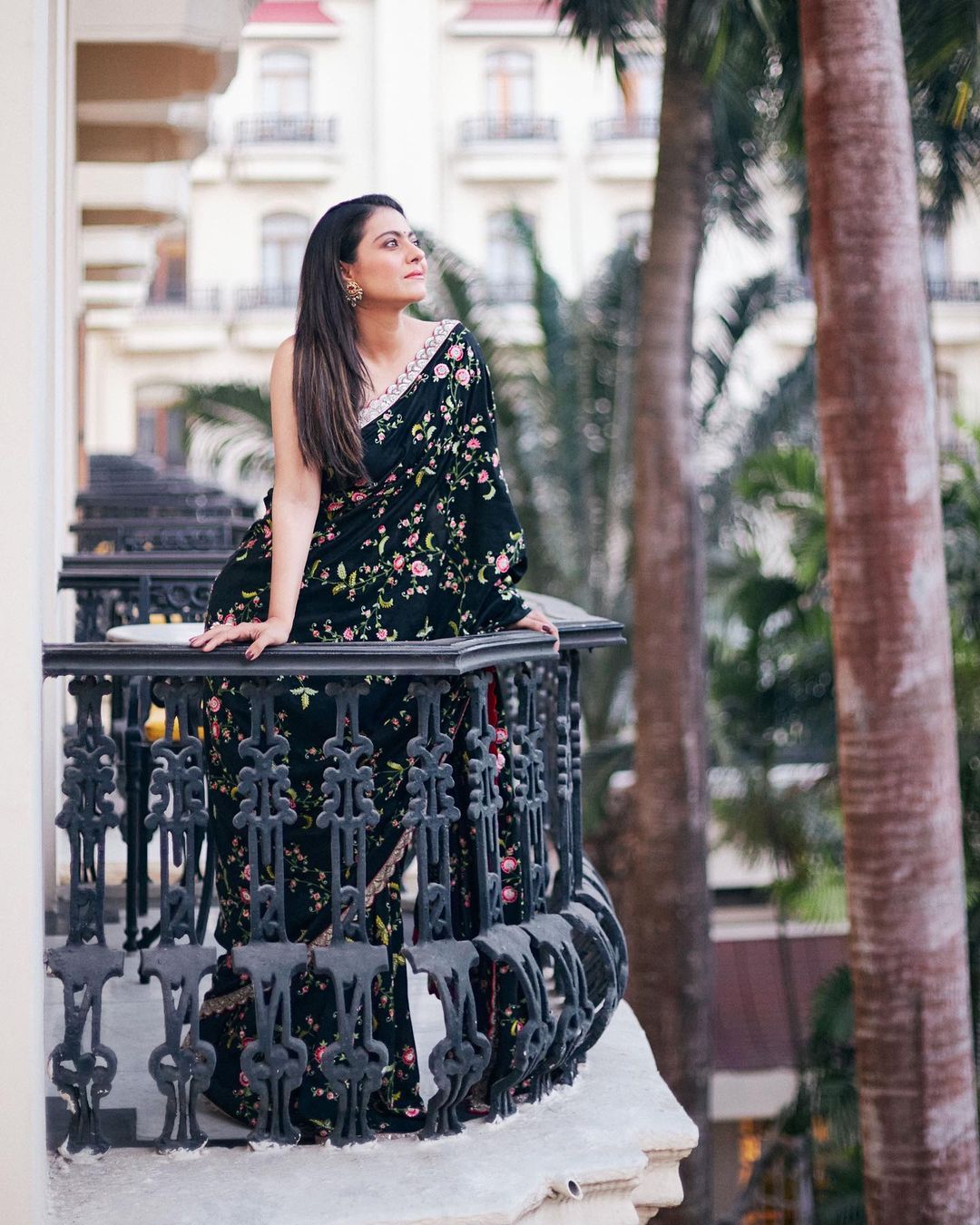 These Pictures of Kajol Will Make Your Day Brighter; Check Out Eternal ...