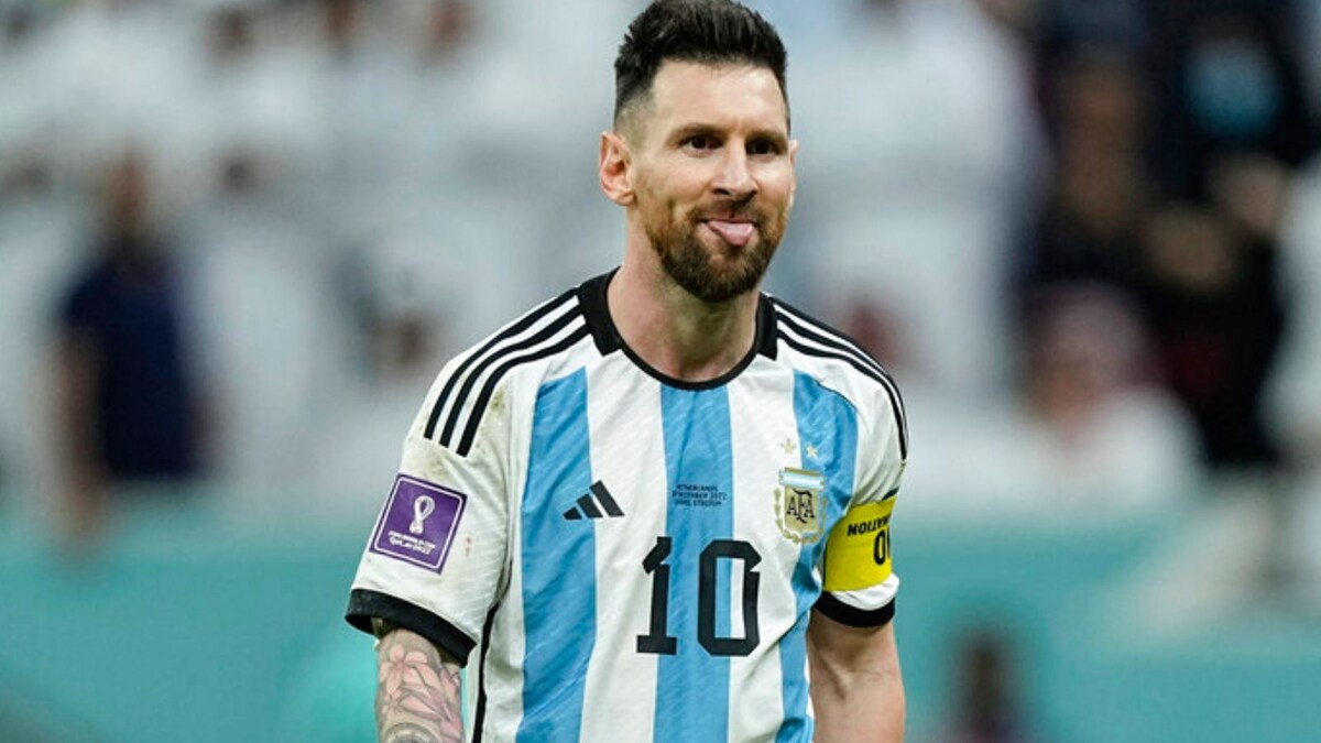 'What Are You Looking at You Idiot!': Messi Launches Verbal Volley ...