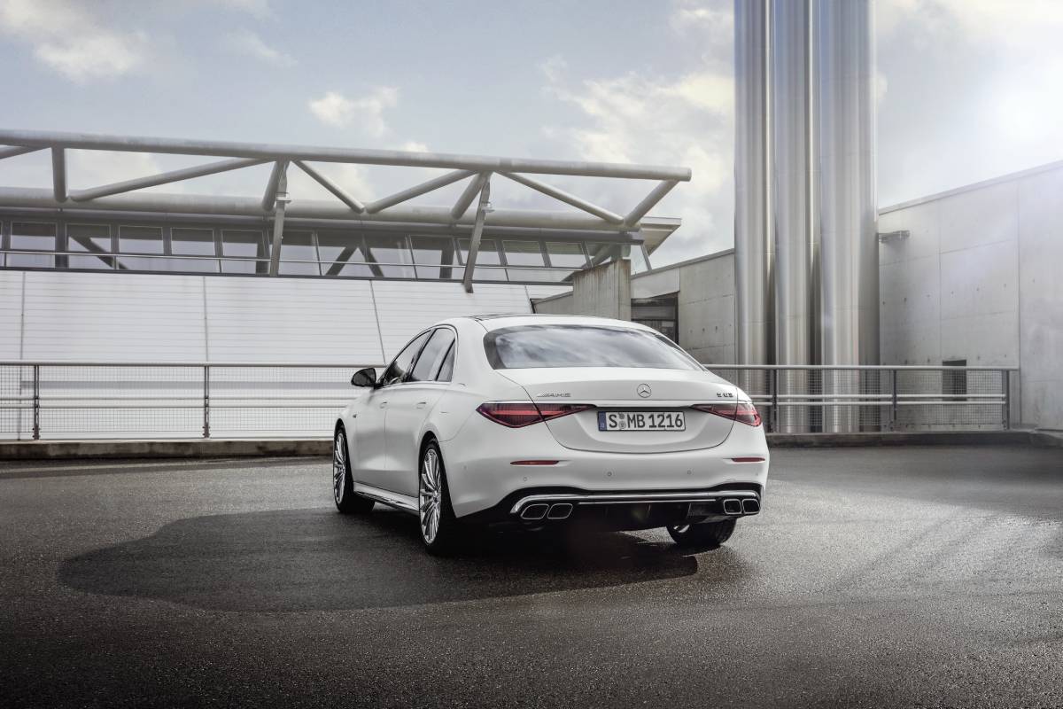 Mercedes-AMG S 63 Performance Breaks Cover, Most Powerful S-Class Ever ...