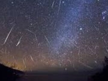 Geminids Meteor Shower 2022: Internet Lights Up With Pics, Videos as ...