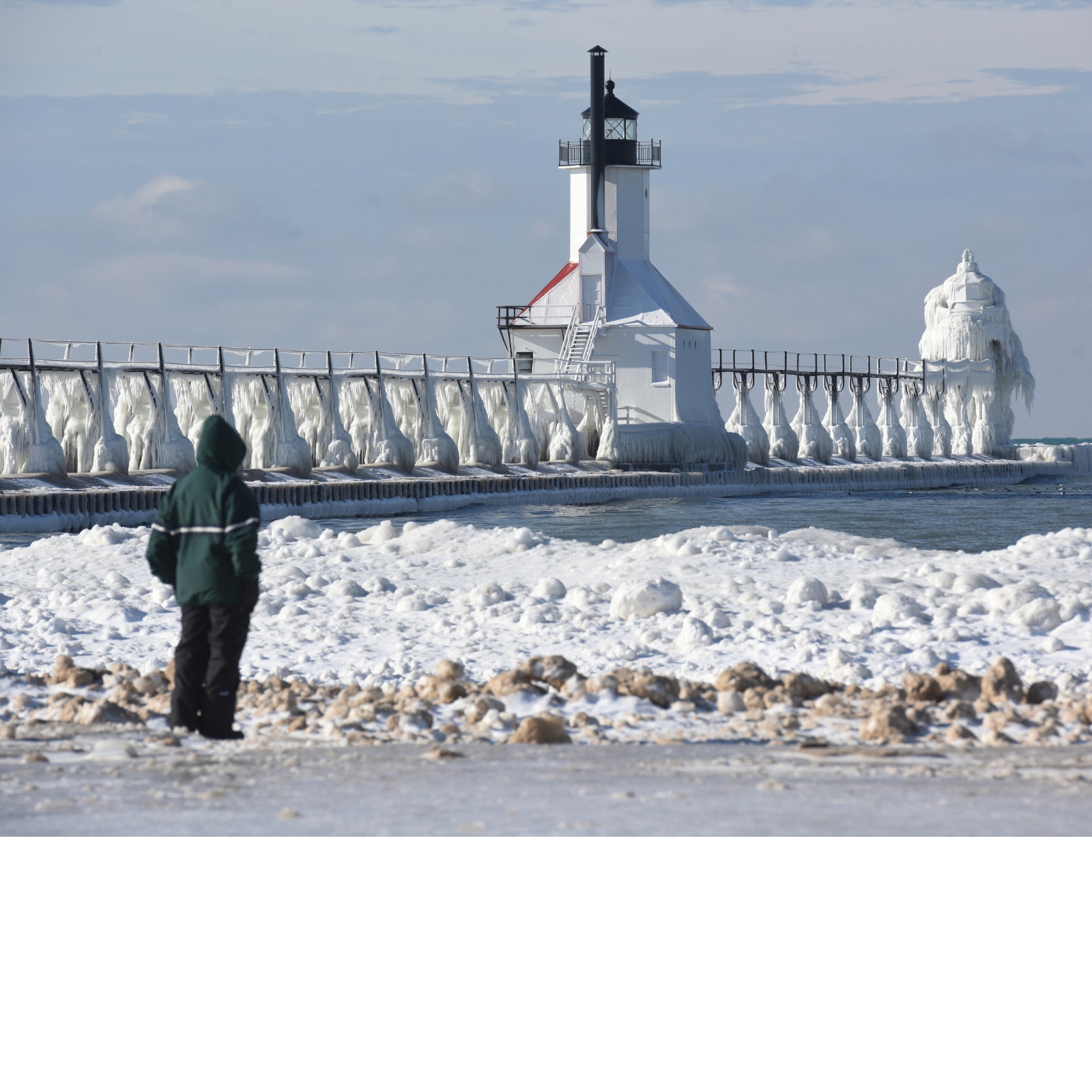 Lake Michigan Lighthouse Frozen | Shelly Lighting