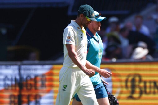 AUS vs SA: Mitchell Starc Out of 3rd Test Due to Finger Injury - News18