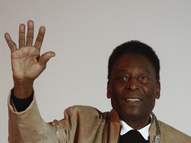 'Friends, I am at The Hospital...': Football Legend Pele's Message to ...