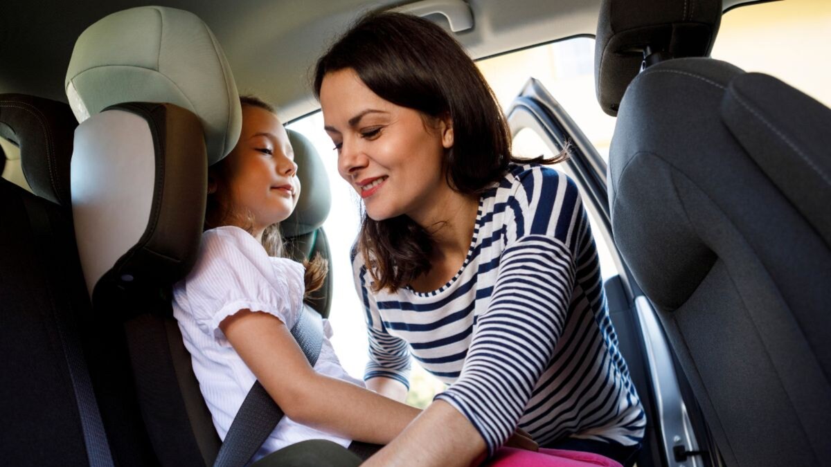 Follow These Important Tips To Keep Your Child Safe On A Car Ride - News18