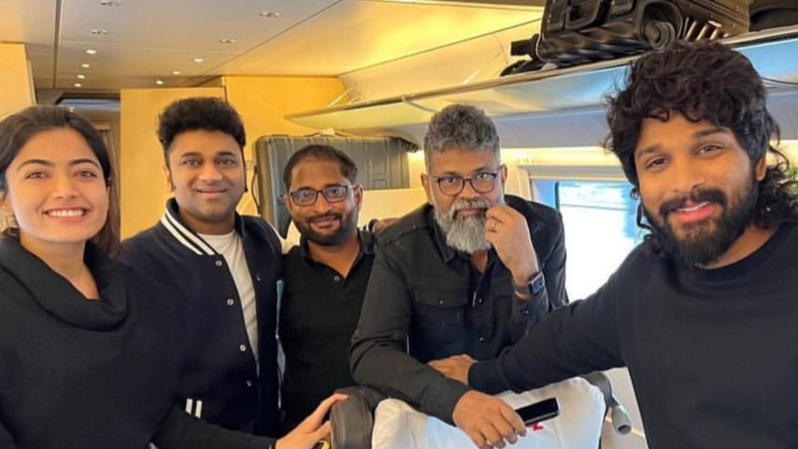 1 Year of Pushpa: Rashmika Mandanna Thanks DSP for Saami Saami, Posts ...