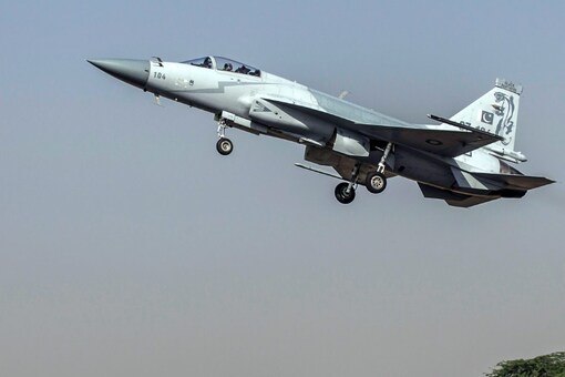 JF-17 Jet Fighters, Jointly Developed by Pakistan and China, Fails to ...