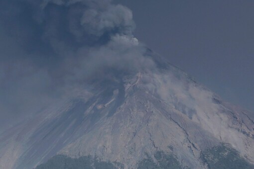 Volcán de Fuego Eruption: Guatemala Reopens Airports, No Evacuation ...