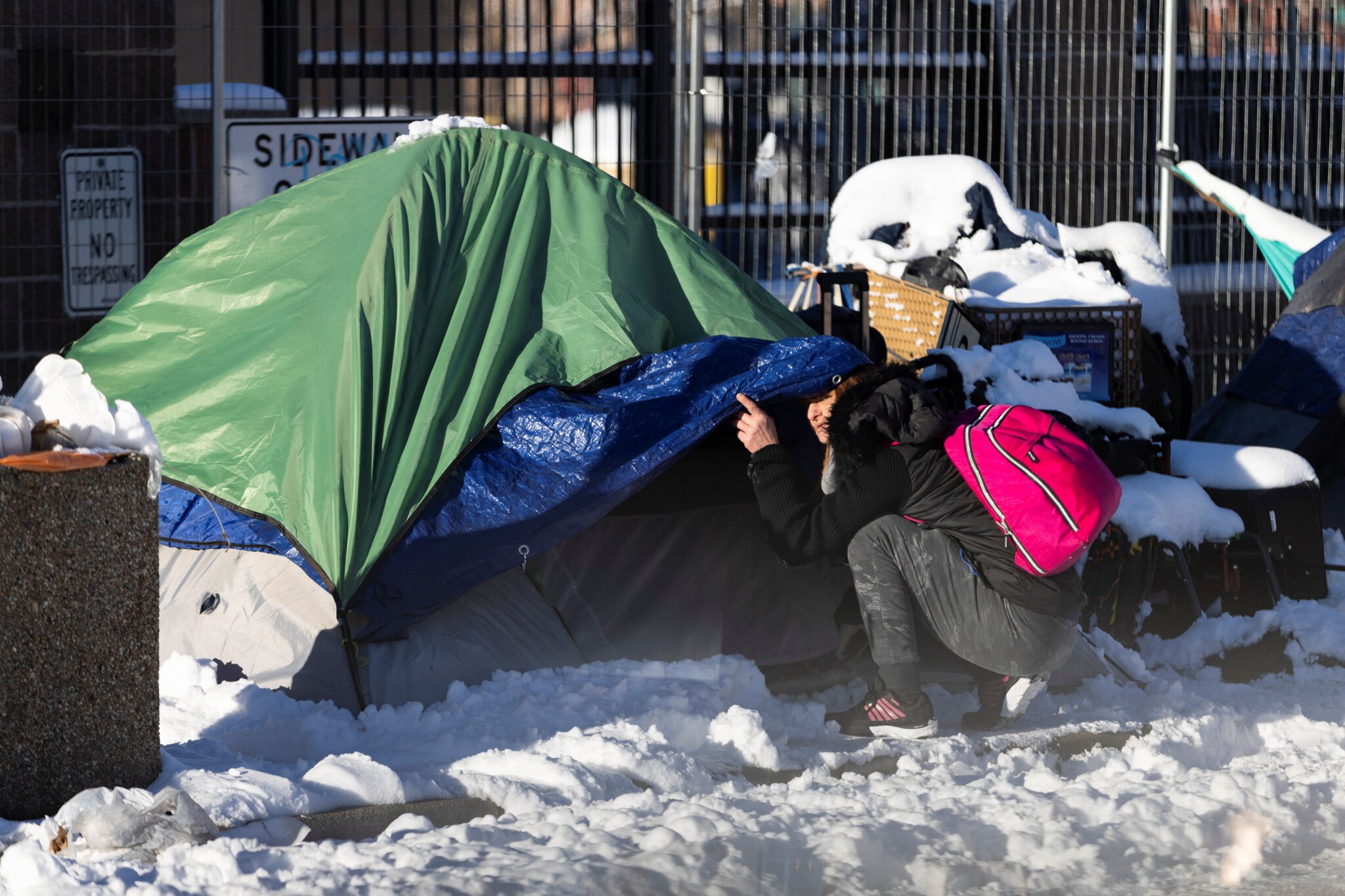 Brutal Storm in US, Canadians Face Extreme Winter; World in Throes of ...