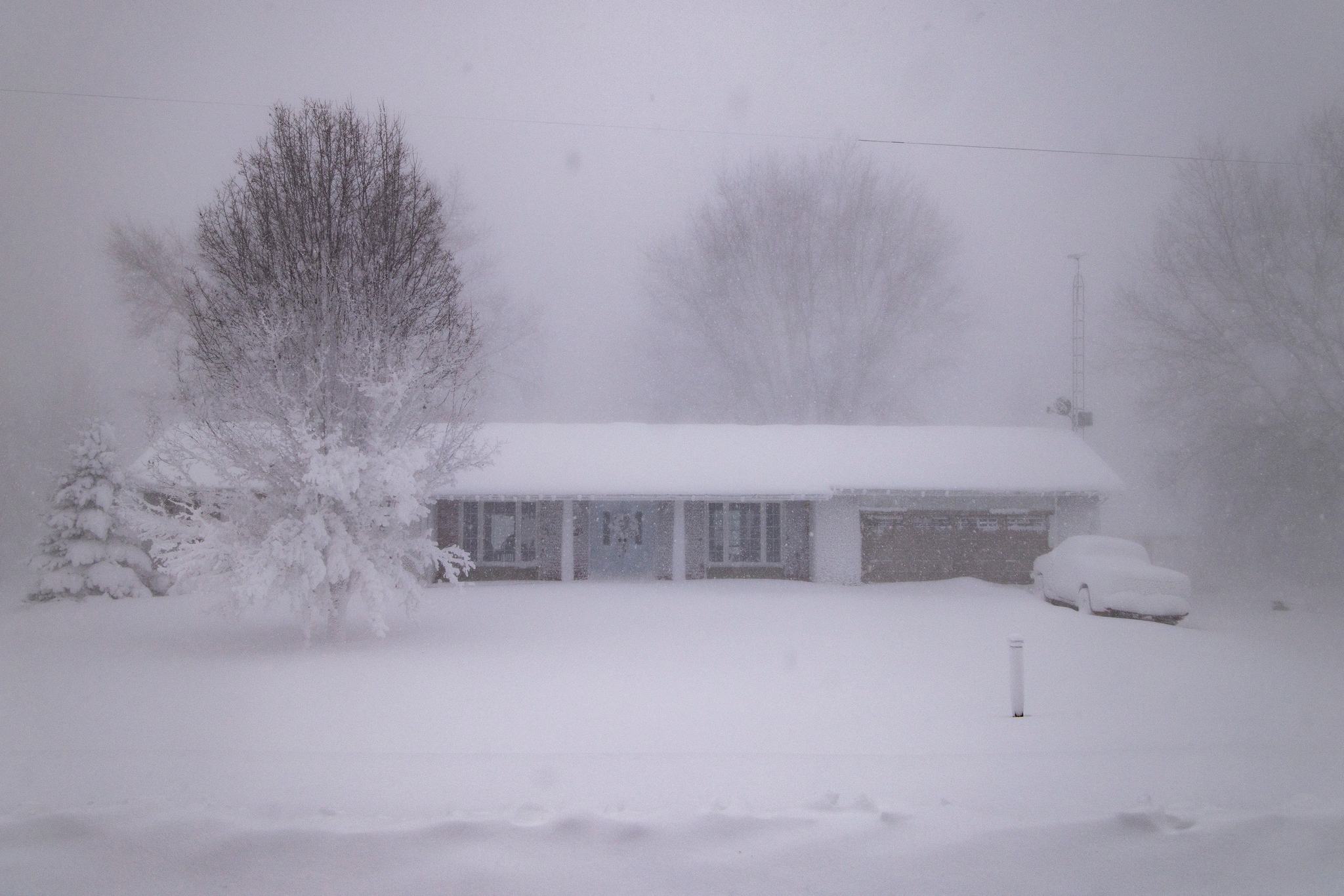 Brutal Storm in US, Canadians Face Extreme Winter; World in Throes of ...
