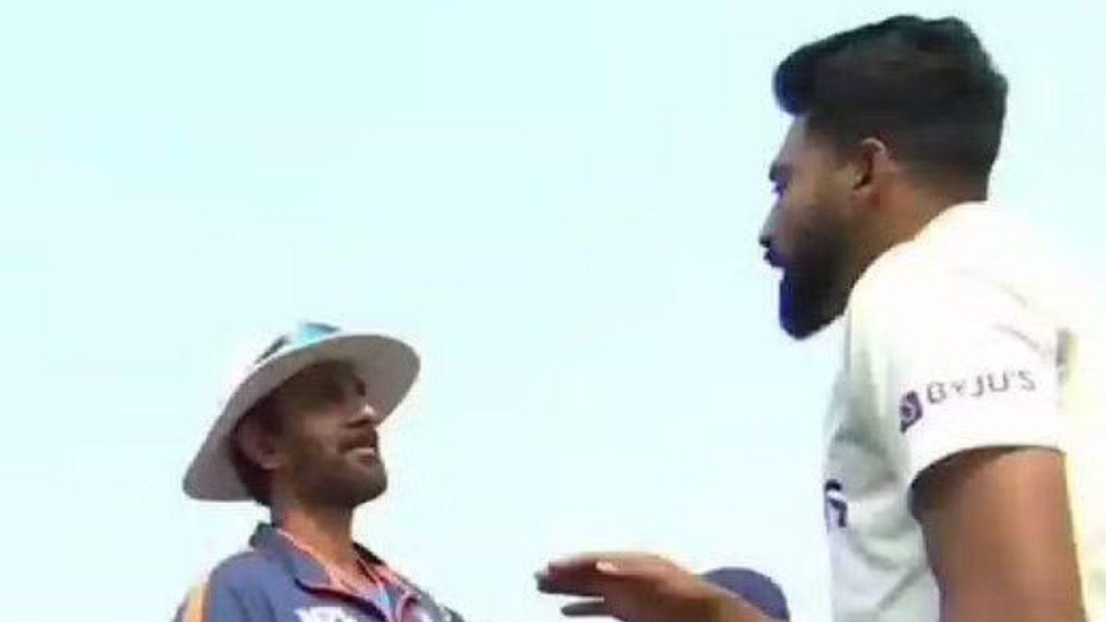 Viral: Mohammed Siraj's Fun Banter With Batting Coach After Bangladesh ...