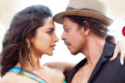 Pathaan Song Besharam Rang Out Now! Shah Rukh Khan, Deepika Padukone ...