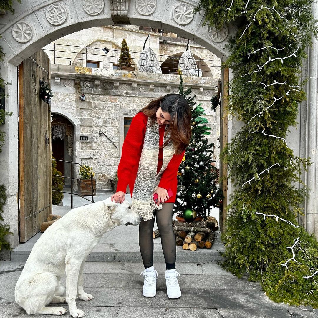 Sharvari Wagh Vacations In Turkey With Family, Check Out The Candid ...