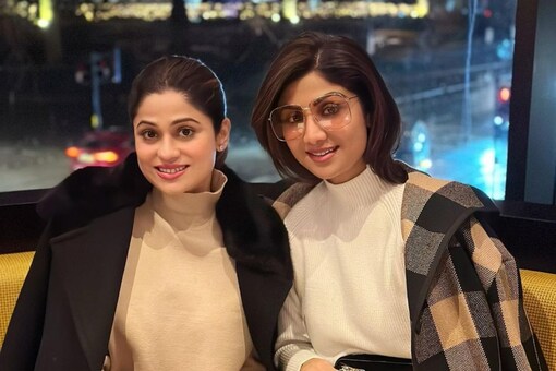 Shilpa Shetty And Sister Shamita Shetty Get Together For Stunning Pics ...