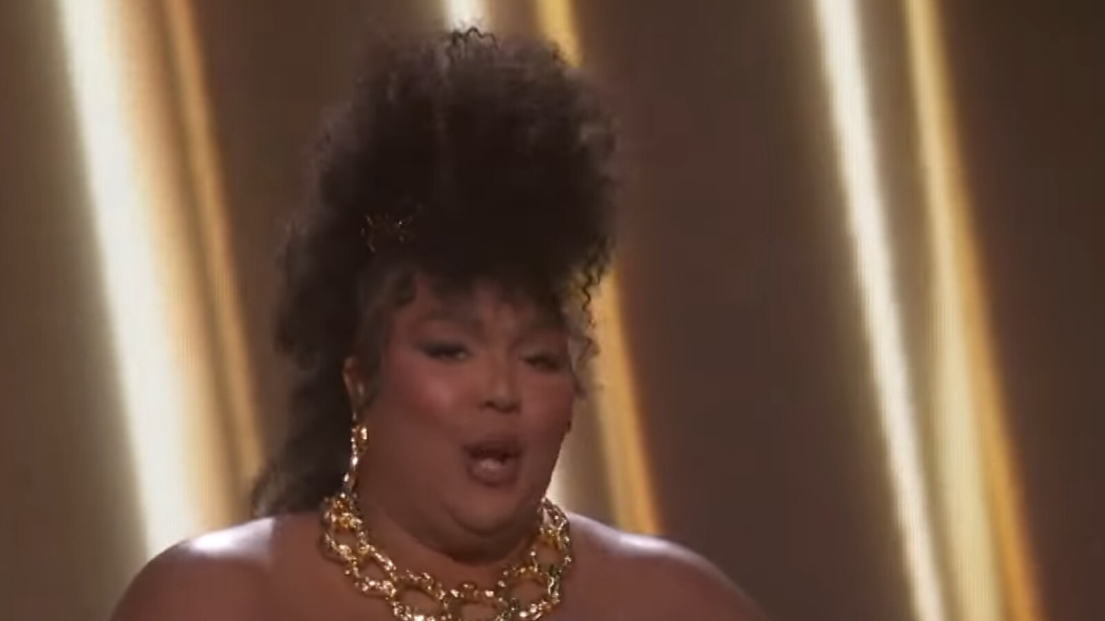 Here's Why Singer Lizzo's Acceptance Speech at People's Choice Awards ...