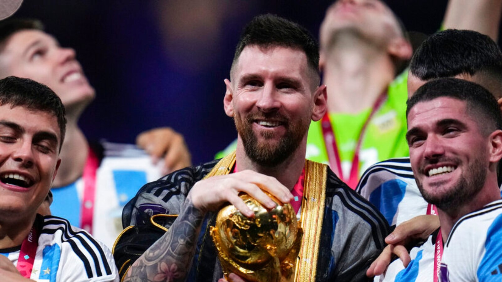 Lionel Messi Wins FIFA World Cup 2022 as Argentina Beat France 4-2 on ...