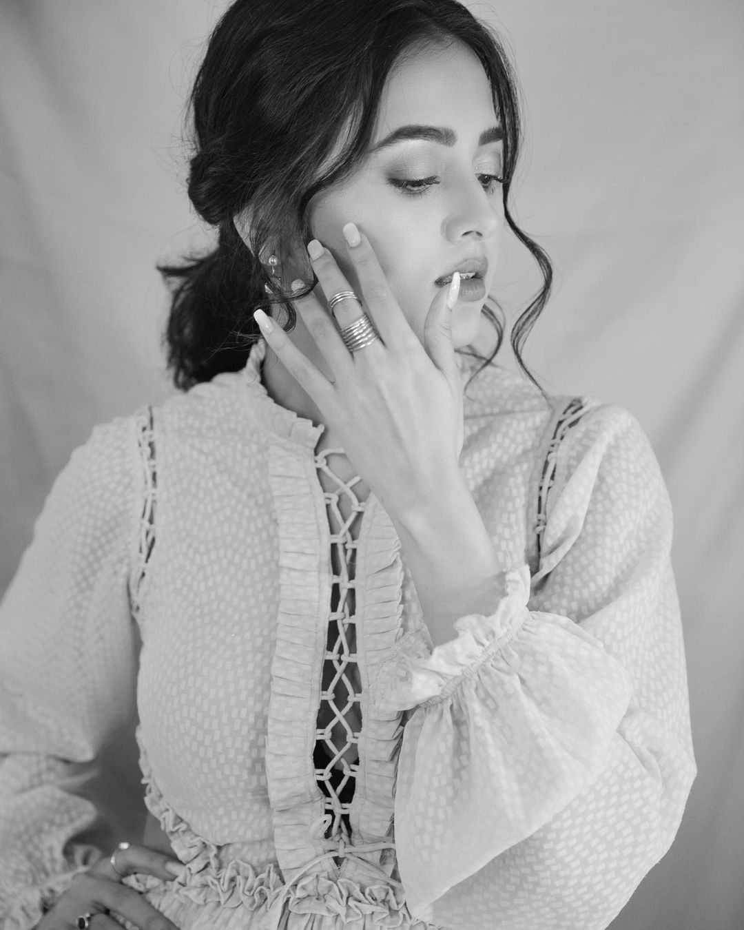 Tejasswi Prakash Raises The Temperature With Her Stunning Monochrome ...