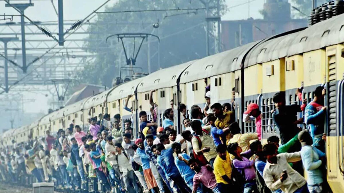 Indian Railways Offers Insurance Up To Rs 10 Lakh. Know How To Avail It - News18