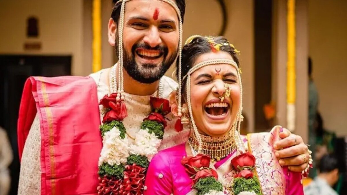 Meet The Reel to Real Life Couples of Marathi Film industry - News18