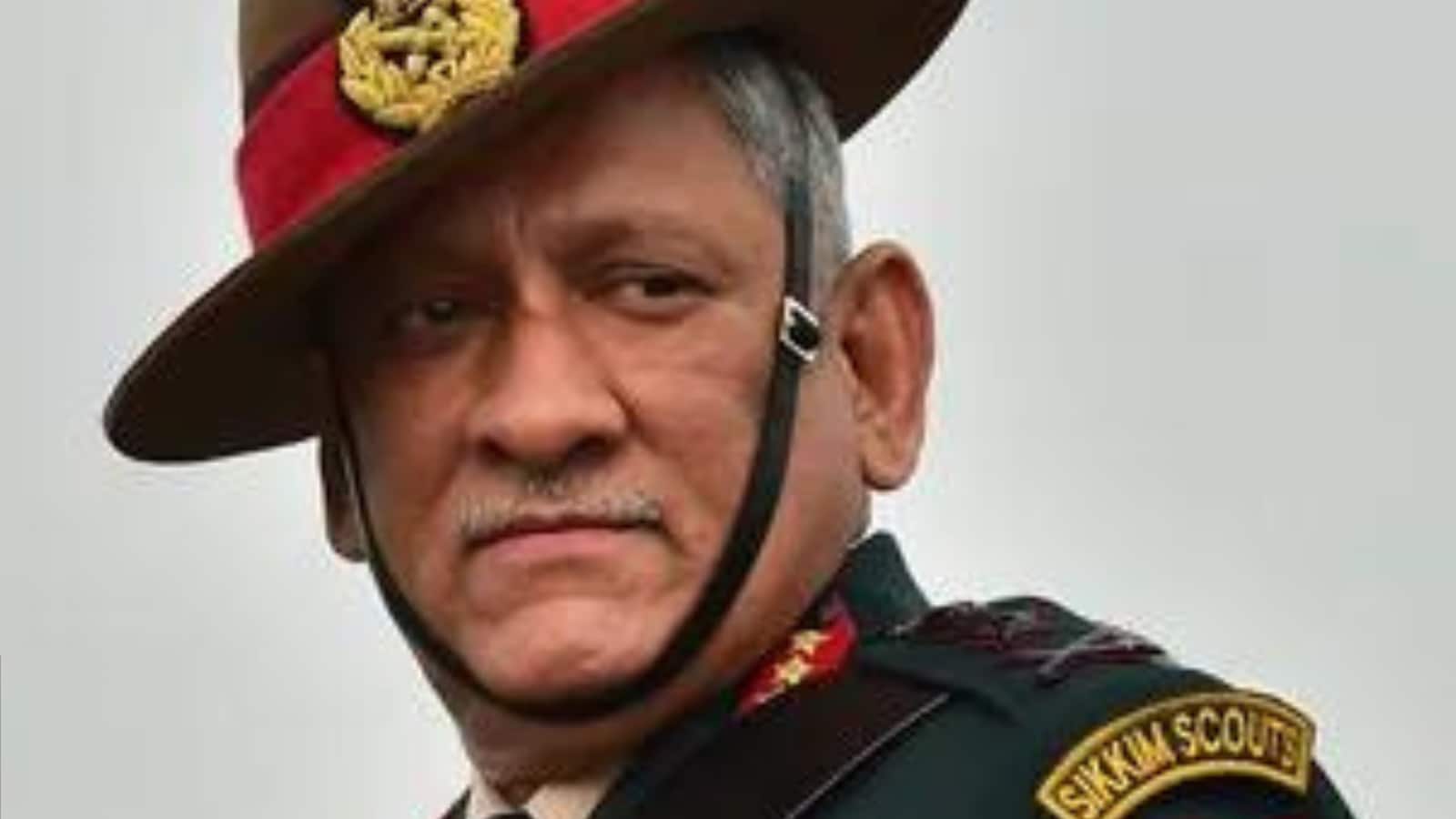 Tributes Paid to Bipin Rawat And 11 Other Soldiers On First Death ...