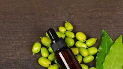 Did You Know Neem Oil Offers These Benefits To Your Skin? | Lifestyle ...