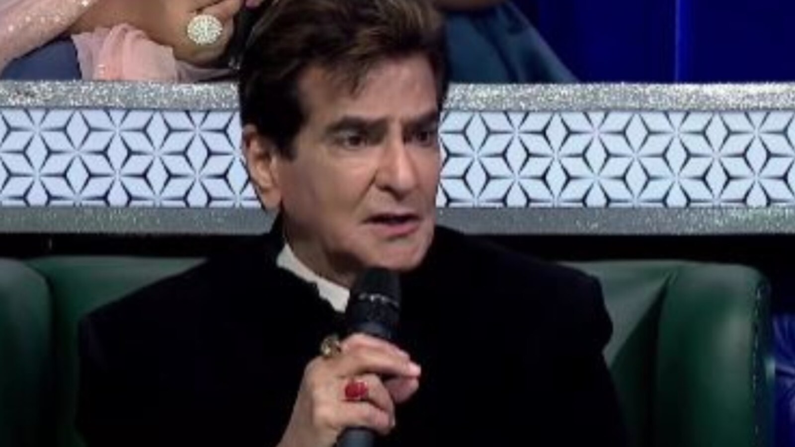 When Junior Artist Jeetendra Was Almost Ousted From V Shantaram’s Film ...