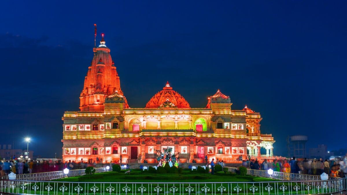 Banke Bihari Temple To Prem Mandir, Places To Visit In Vrindavan For ...