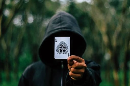 Students In China Invent Invisibility Cloak That Makes You Invisible To ...