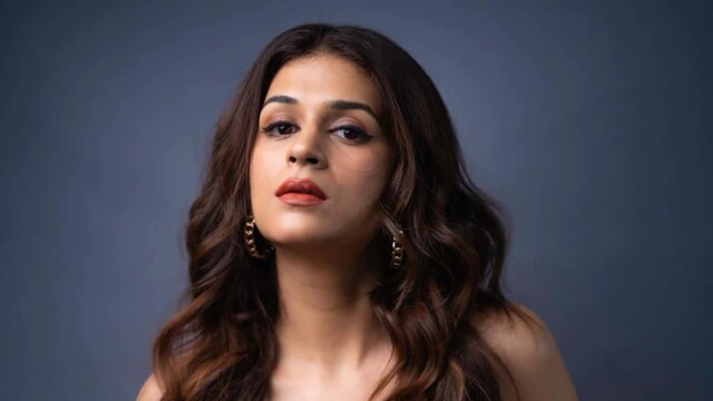 Shraddha Das Looks Smoking Hot in This Thigh-High Slit Red Dress - News18