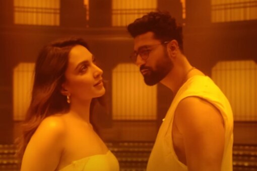 Kya Baat Hai 2.0: Vicky Kaushal, Kiara Advani's Peppy Dance Number Ends With A Surprising Twist ...