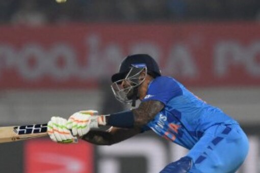 IND vs SL: Suryakumar Yadav's Out Of The World Lap Shot Stuns Internet | WATCH - News18